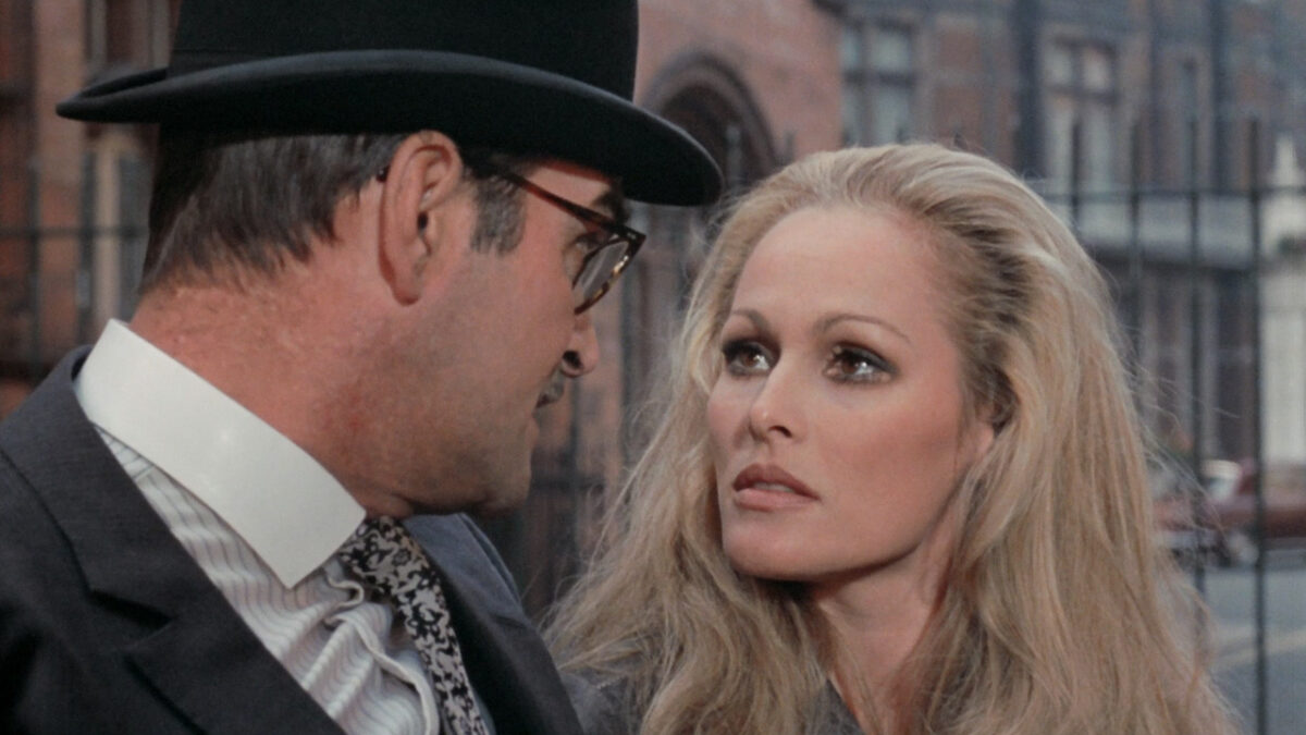 Test DVD / L’Arnaqueuse, réalisé par Peter Hall – Homepopcorn.fr